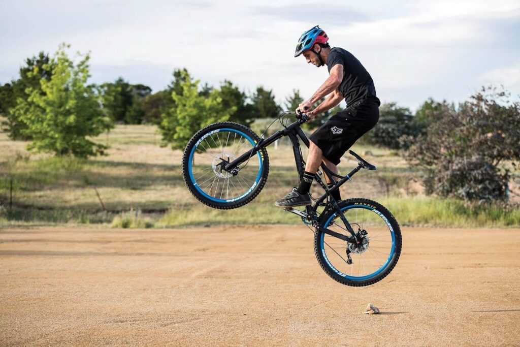 How to Bunny Hop Mountain Bike: Easy Step-by-Step Guide